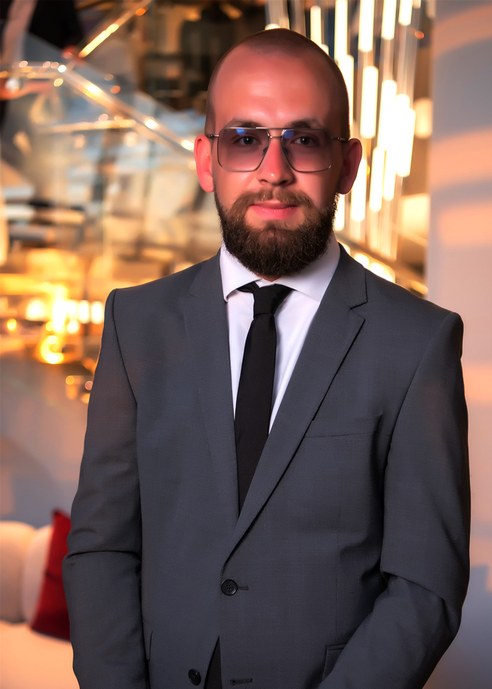 Starfsfólk | tharfathing.is